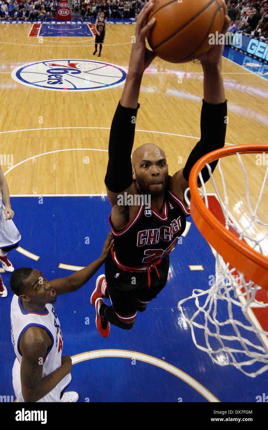 Taj Gibson Dunk