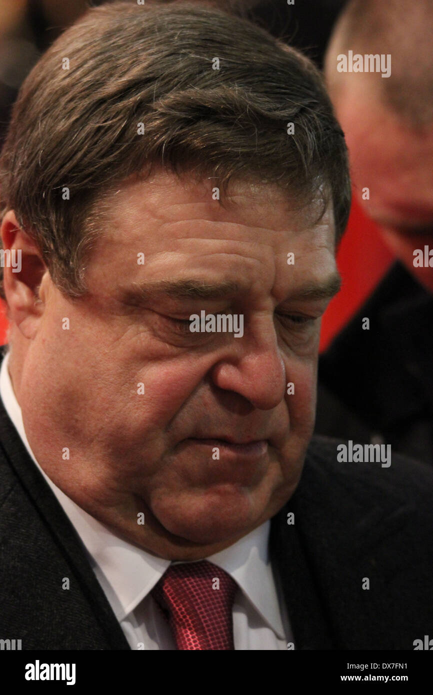 Monumentos De John Goodman Hombres