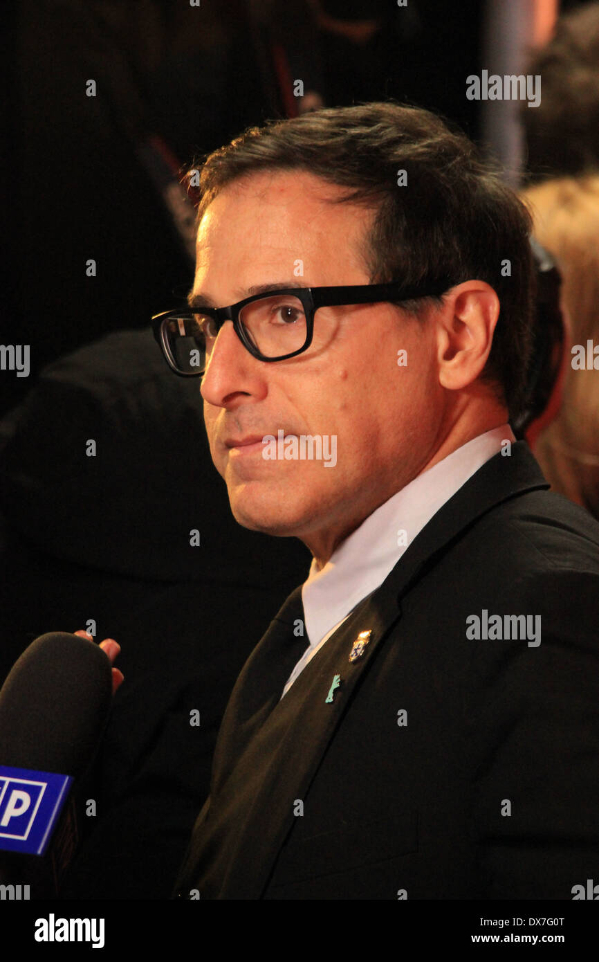 David o russell director red carpet event hi-res stock photography and ...