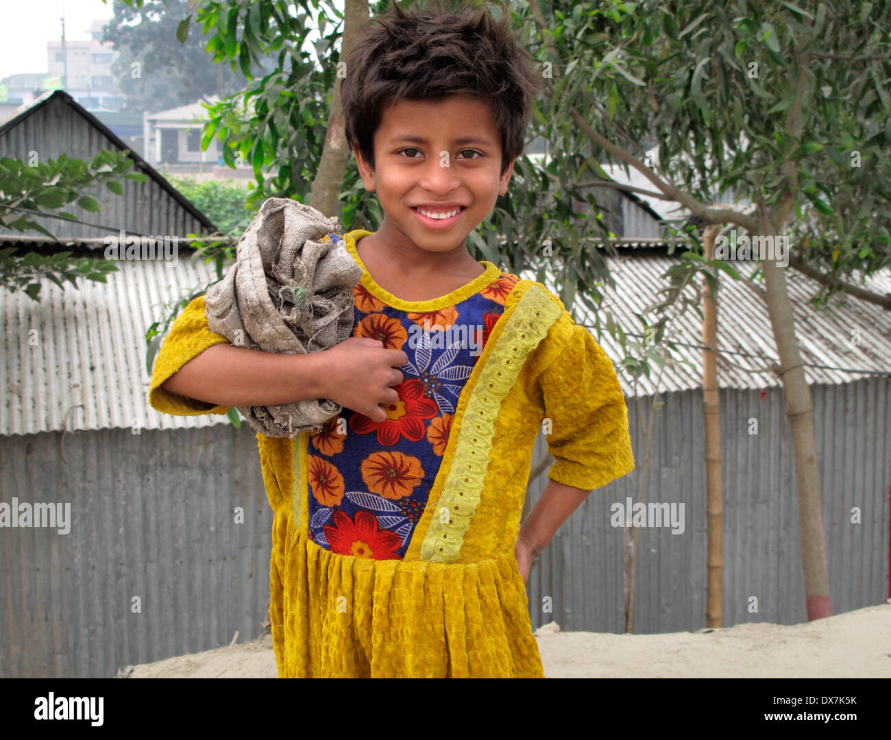 Bangladesh children happy hi-res stock photography and images - Alamy