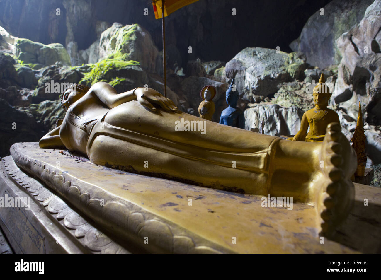 Tham Phu Kham Cave in Vang Vieng, Laos Stock Photo - Alamy