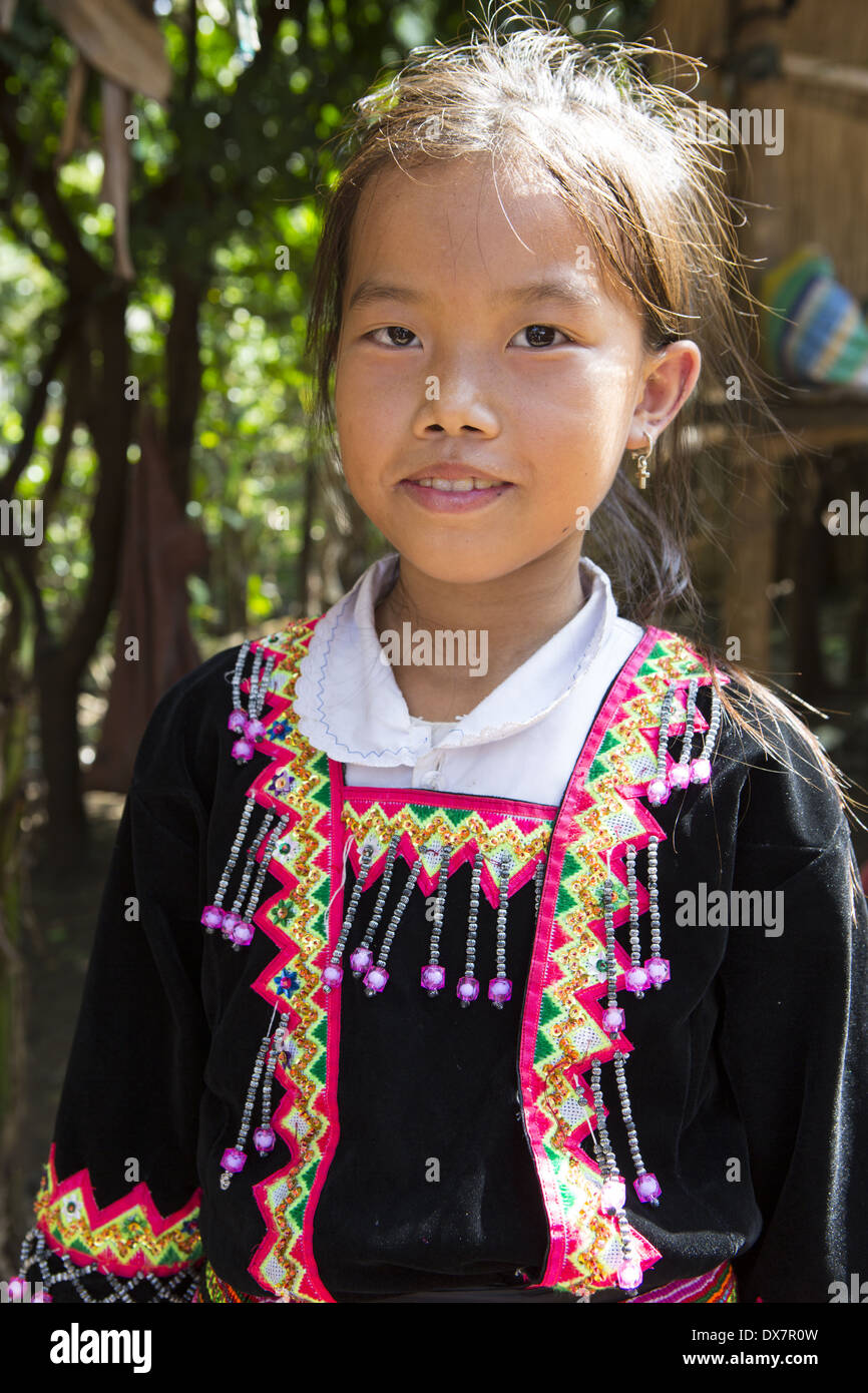 Hmong girl luang prabang laos hi-res stock photography and images - Alamy