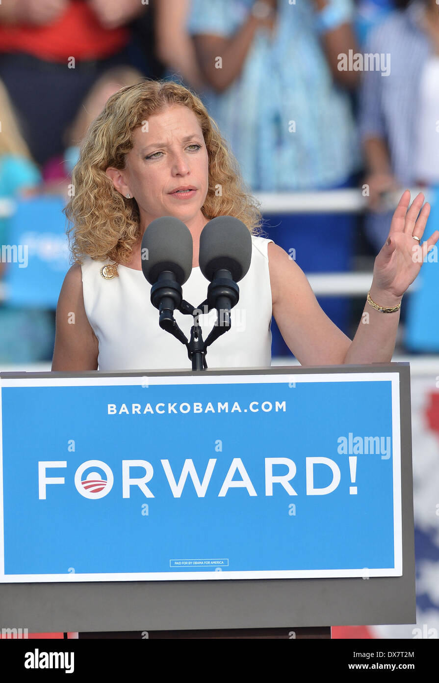 Democratic National Committee Chair Debbie Wasserman Schultz speaks at ...