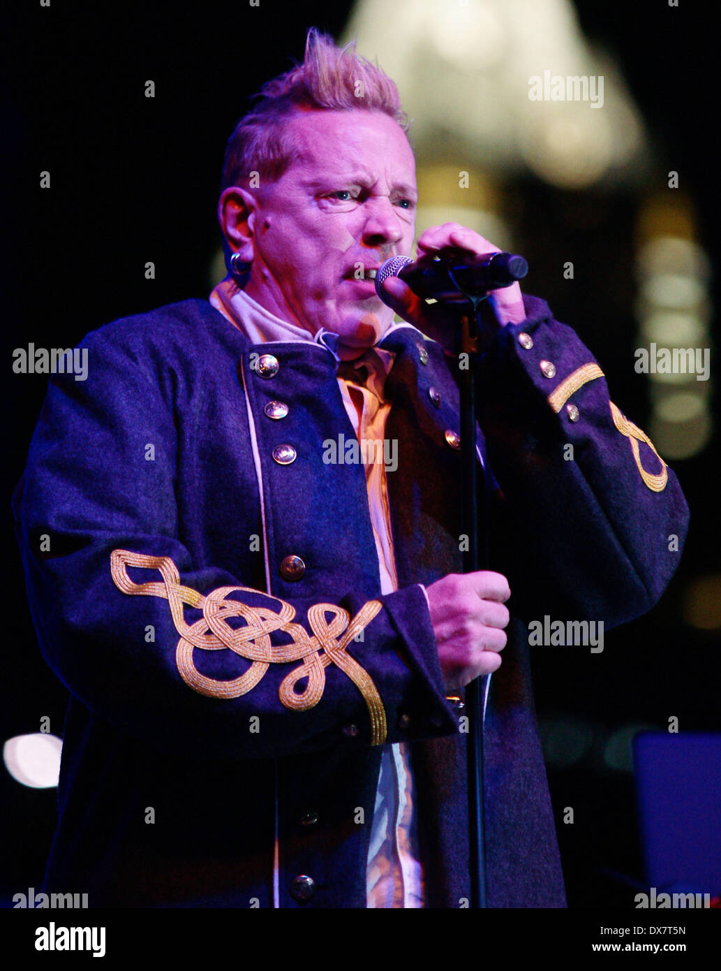 Johnny rotten hi-res stock photography and images - Alamy