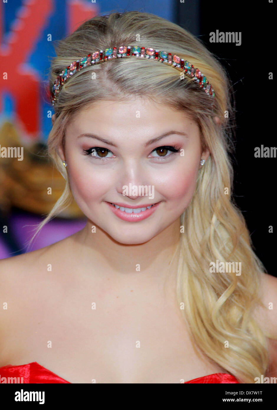 Stephanie Scott at the premiere of 'Wreck-It Ralph' held at El Caputan ...