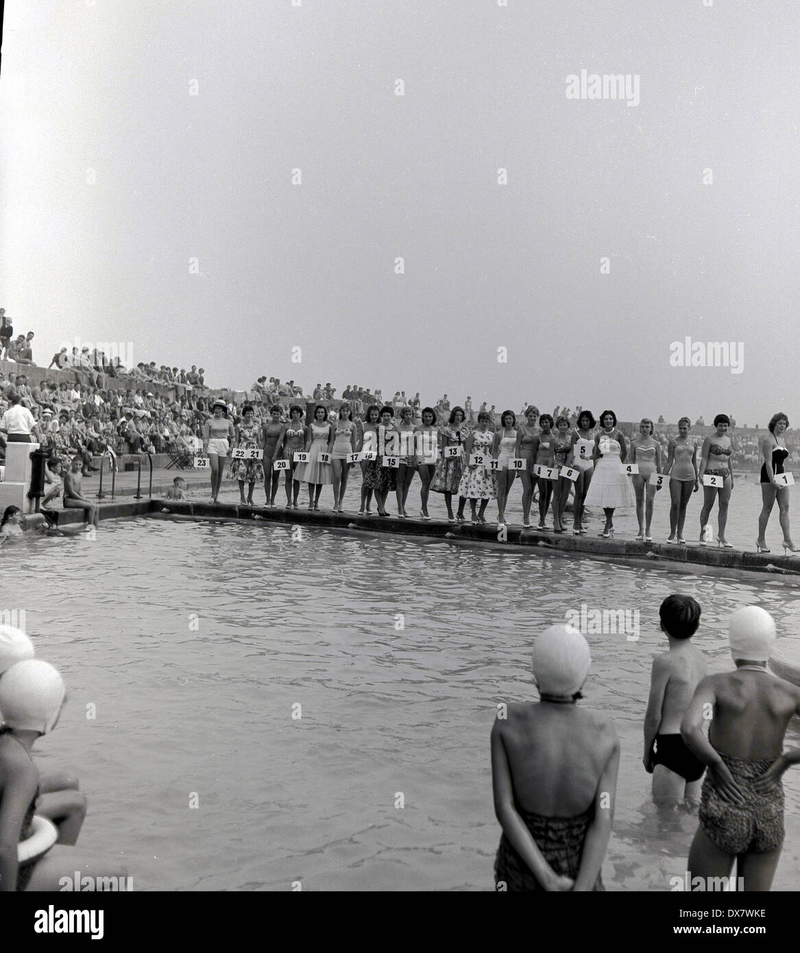 Beauty contest 1950s hi-res stock photography and images - Alamy