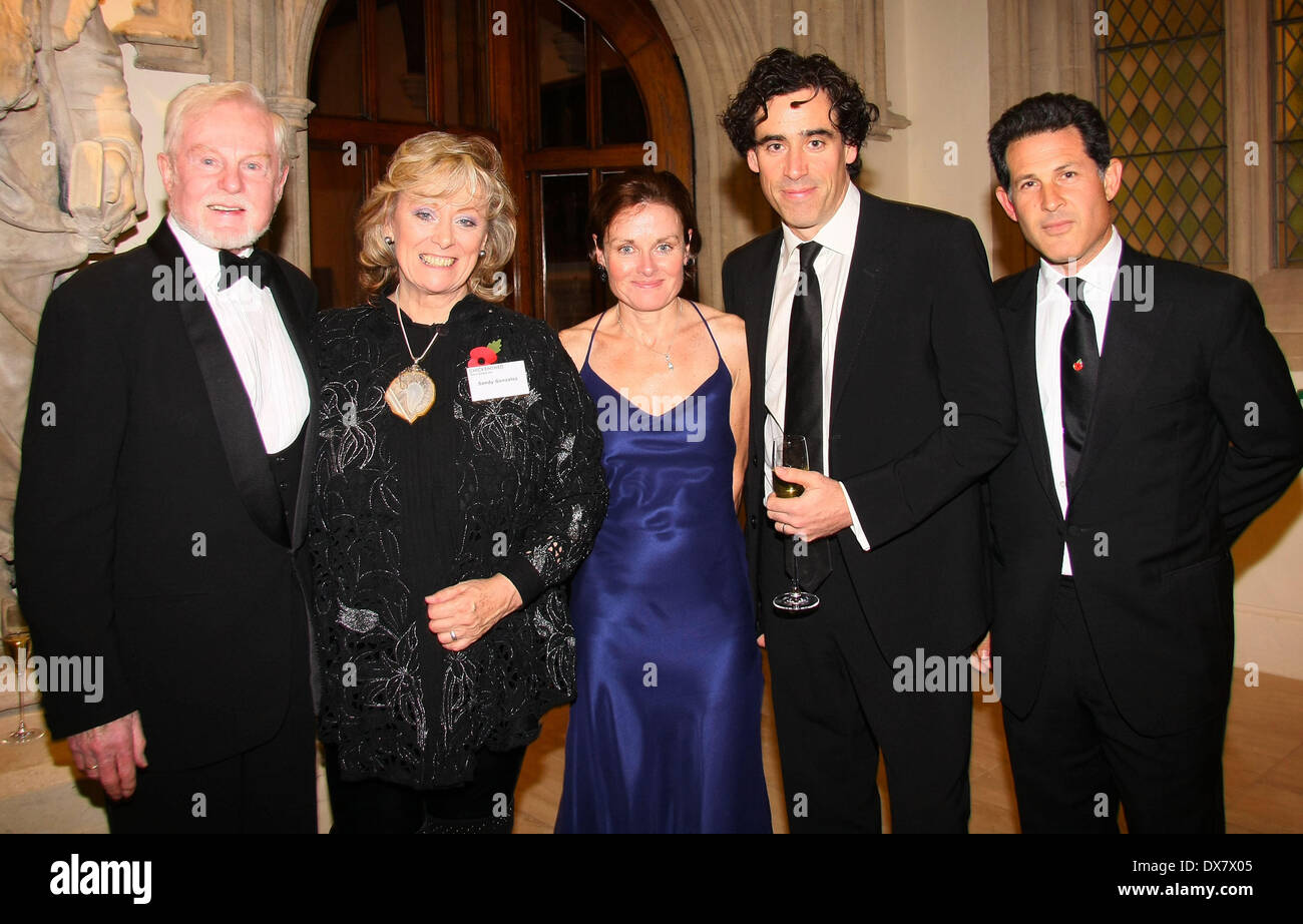 Derek Jacobi, Sandy Gonzalez, Jane Paterson-Todd, Stephen Mangan and ...