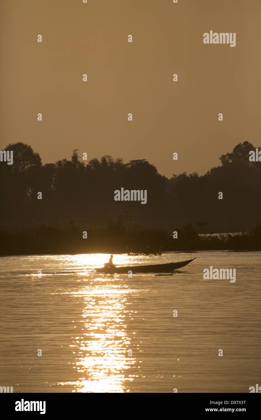 Don Det island in the Mekong River, there are 4000 Islands in Southern ...
