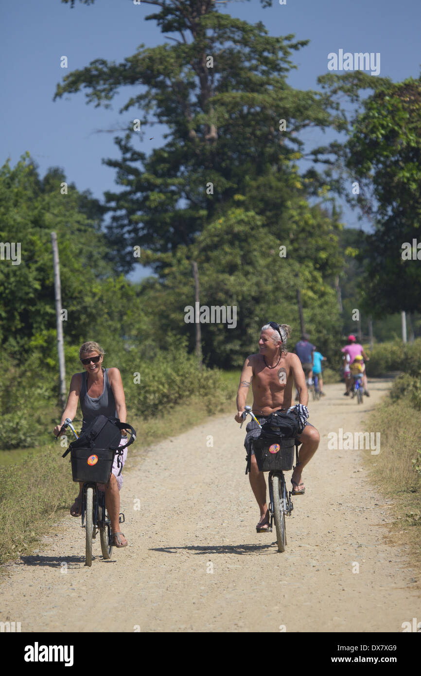 Don Det an island in the Mekong River, 4000 Islands in Southern Laos ...