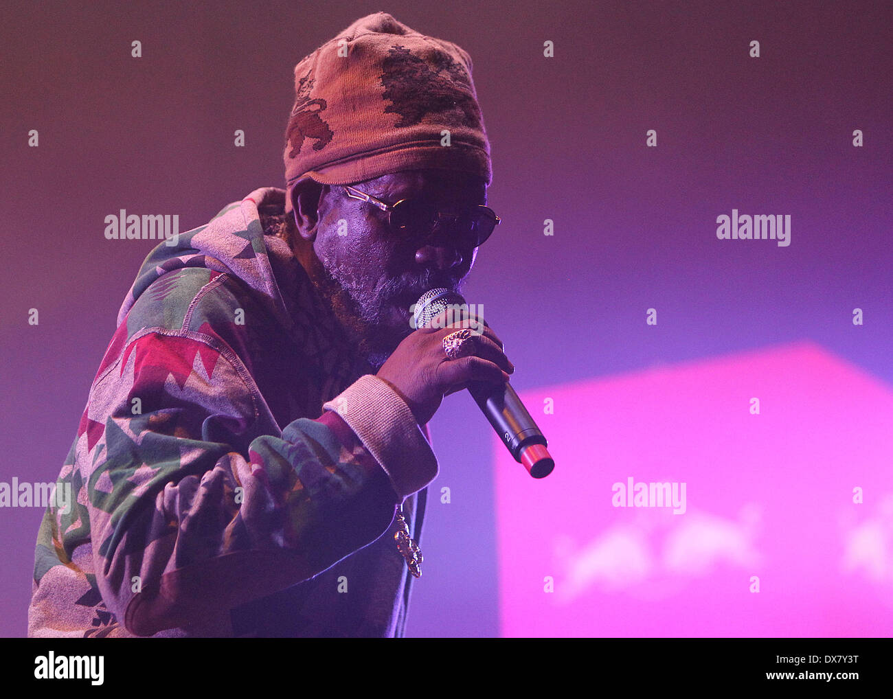 Johnny bull england hi-res stock photography and images - Alamy