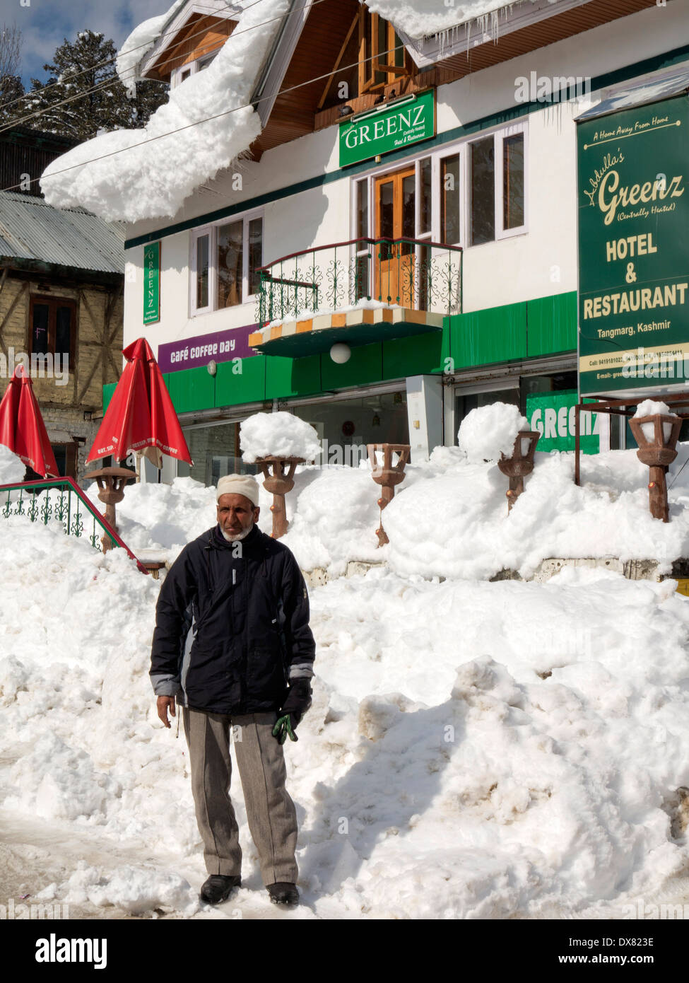 Tangmarg hi-res stock photography and images - Alamy