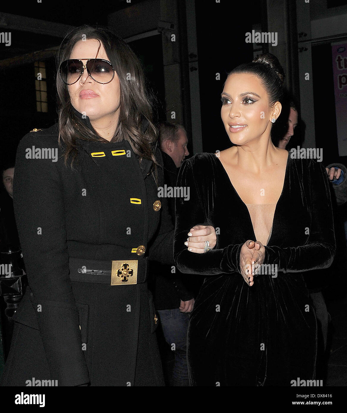 Khloe Kardashian and Kim Kardashian leaving Hakkasan restaurant on ...