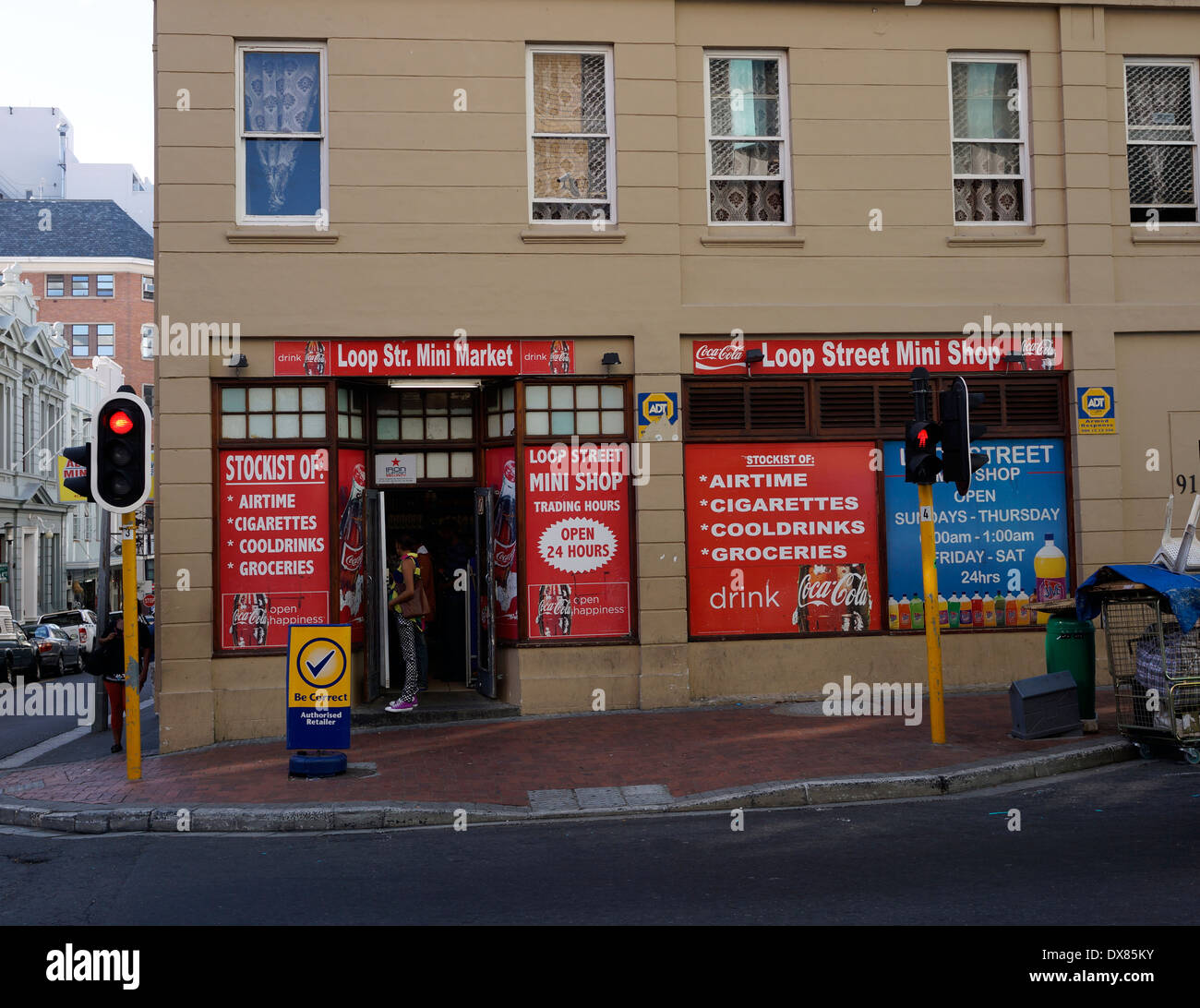 Loop Street mini market shop in Loop Street, Cape Town Stock Photo - Alamy
