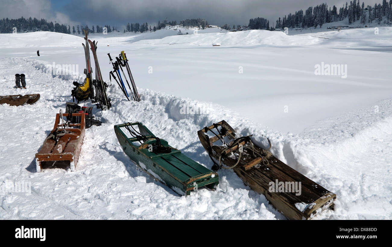 Toboggans hi-res stock photography and images - Alamy