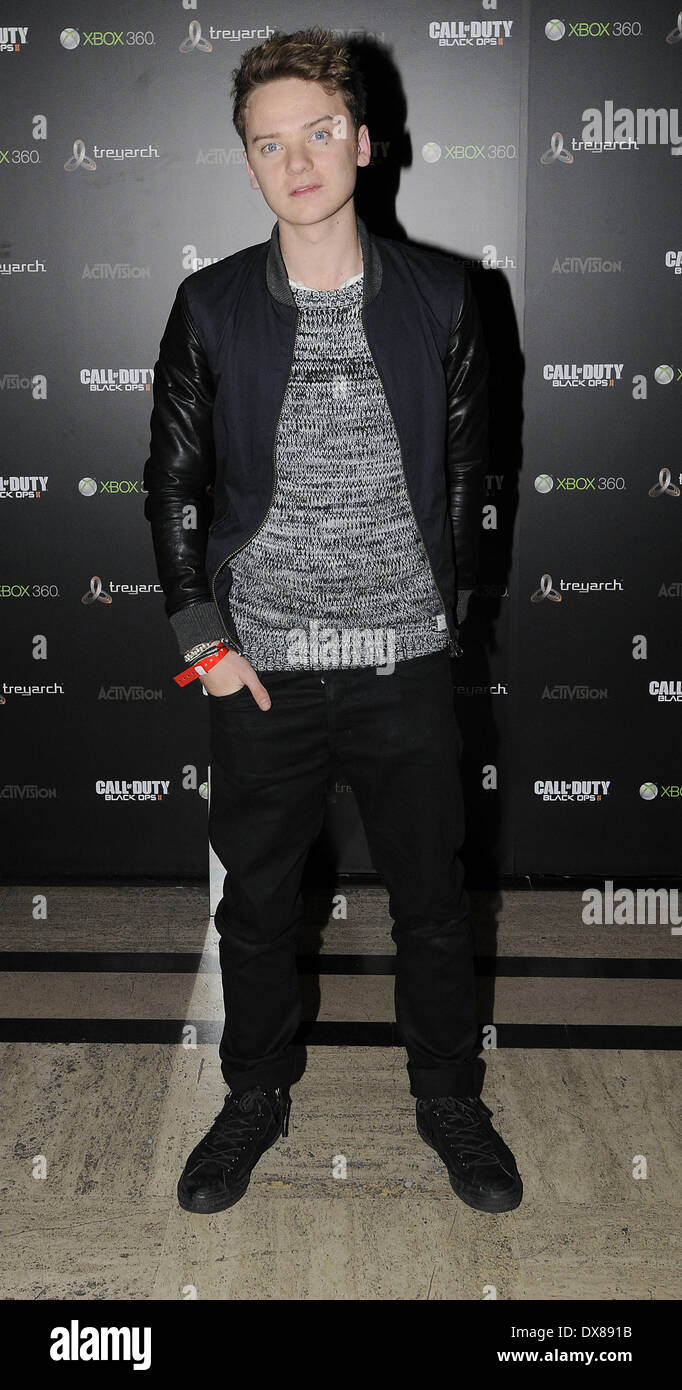 Black ops 2 launch hi-res stock photography and images - Alamy