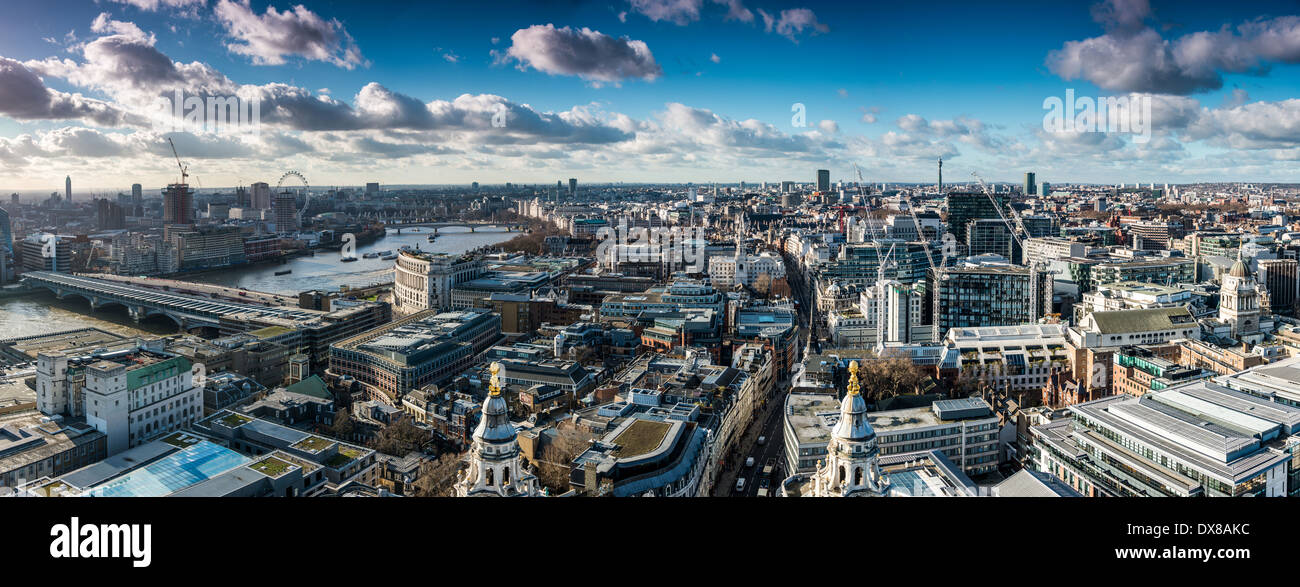 West london skyline hi-res stock photography and images - Alamy