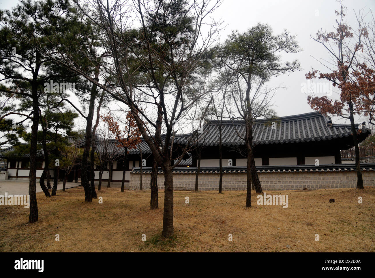 Korean traditional Hanok village in Seoul, South Korea Stock Photo - Alamy
