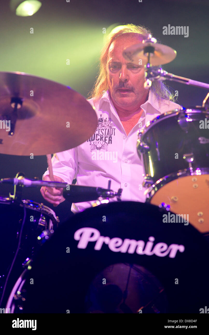 Berlin. 18th Mar, 2014. Status Quo live in concert "The Frantic Four ...