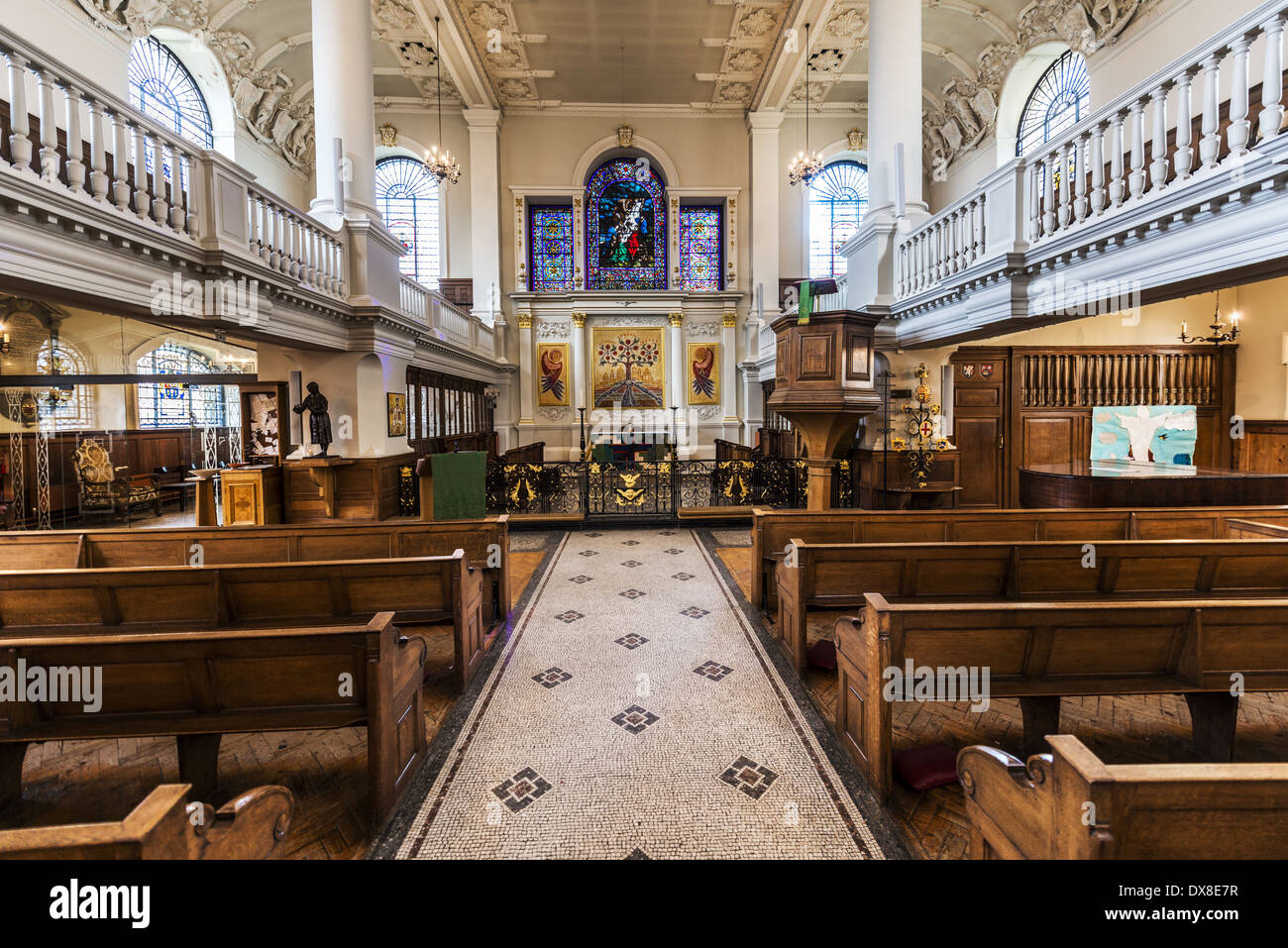 Inside St Botolph's Church, Aldgate, St Botolph-without-Aldgate, or ...