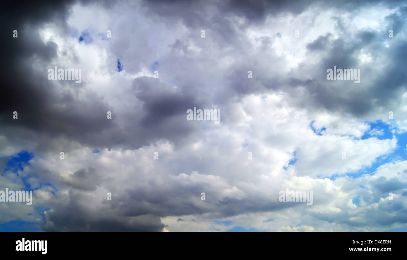 Heavy clouds in the sky before storm Stock Photo - Alamy