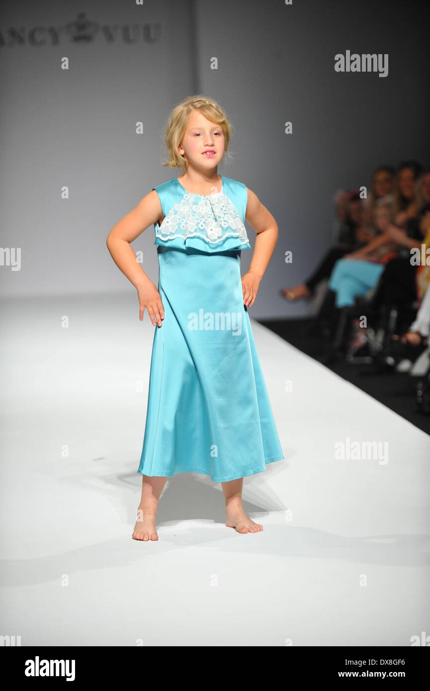 LOS ANGELES, CA - MARCH 10: A child model walks runway at Nancy Vuu ...