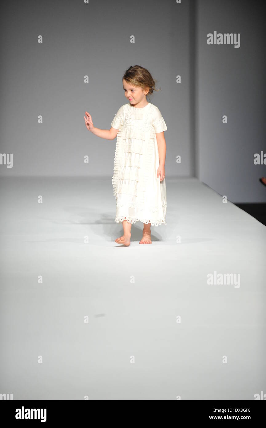 LOS ANGELES, CA - MARCH 10: A child model walks runway at Nancy Vuu ...