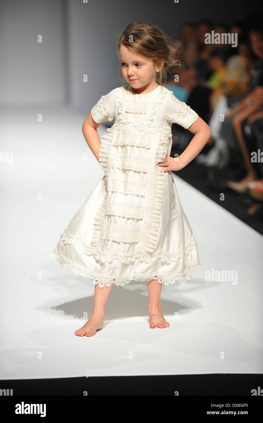 LOS ANGELES, CA - MARCH 10: A child model walks runway at Nancy Vuu ...