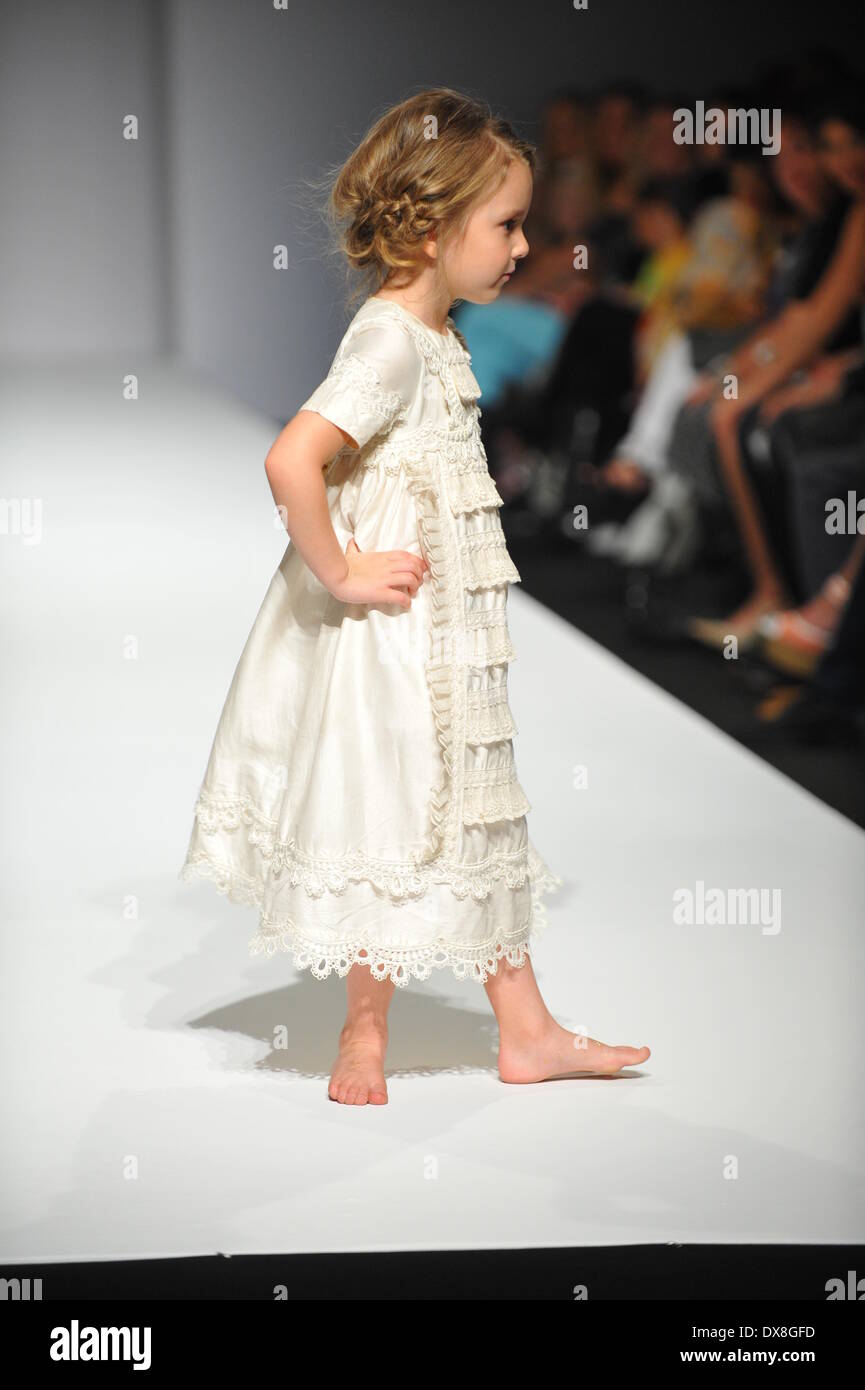 LOS ANGELES, CA - MARCH 10: A child model walks runway at Nancy Vuu ...
