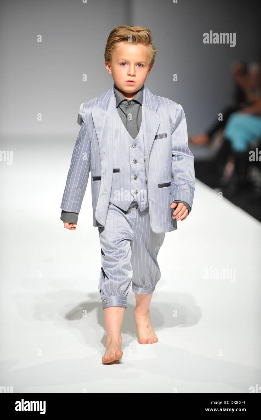 LOS ANGELES, CA - MARCH 10: A child model walks runway at Nancy Vuu ...