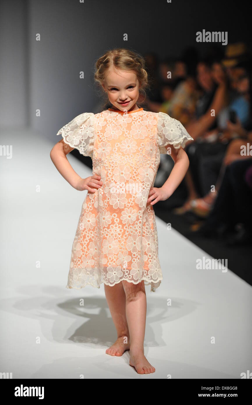 LOS ANGELES, CA - MARCH 10: A child model walks runway at Nancy Vuu ...