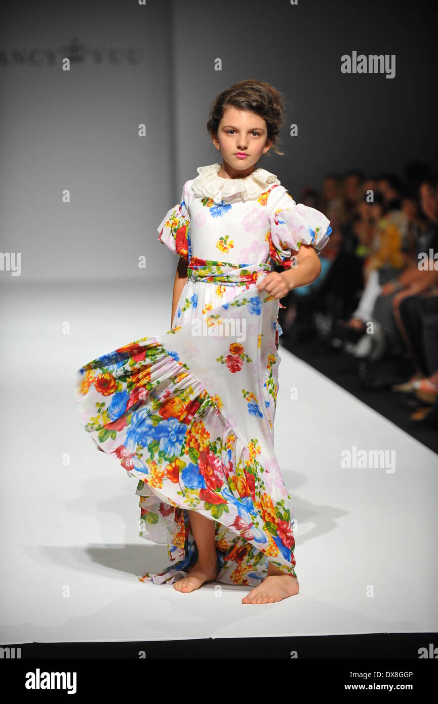 LOS ANGELES, CA - MARCH 10: A child model walks runway at Nancy Vuu ...