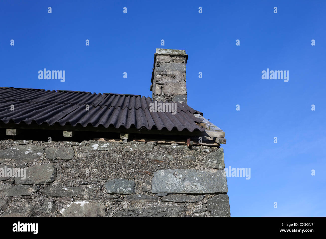 Roof of vernacular farm building Stock Photo - Alamy