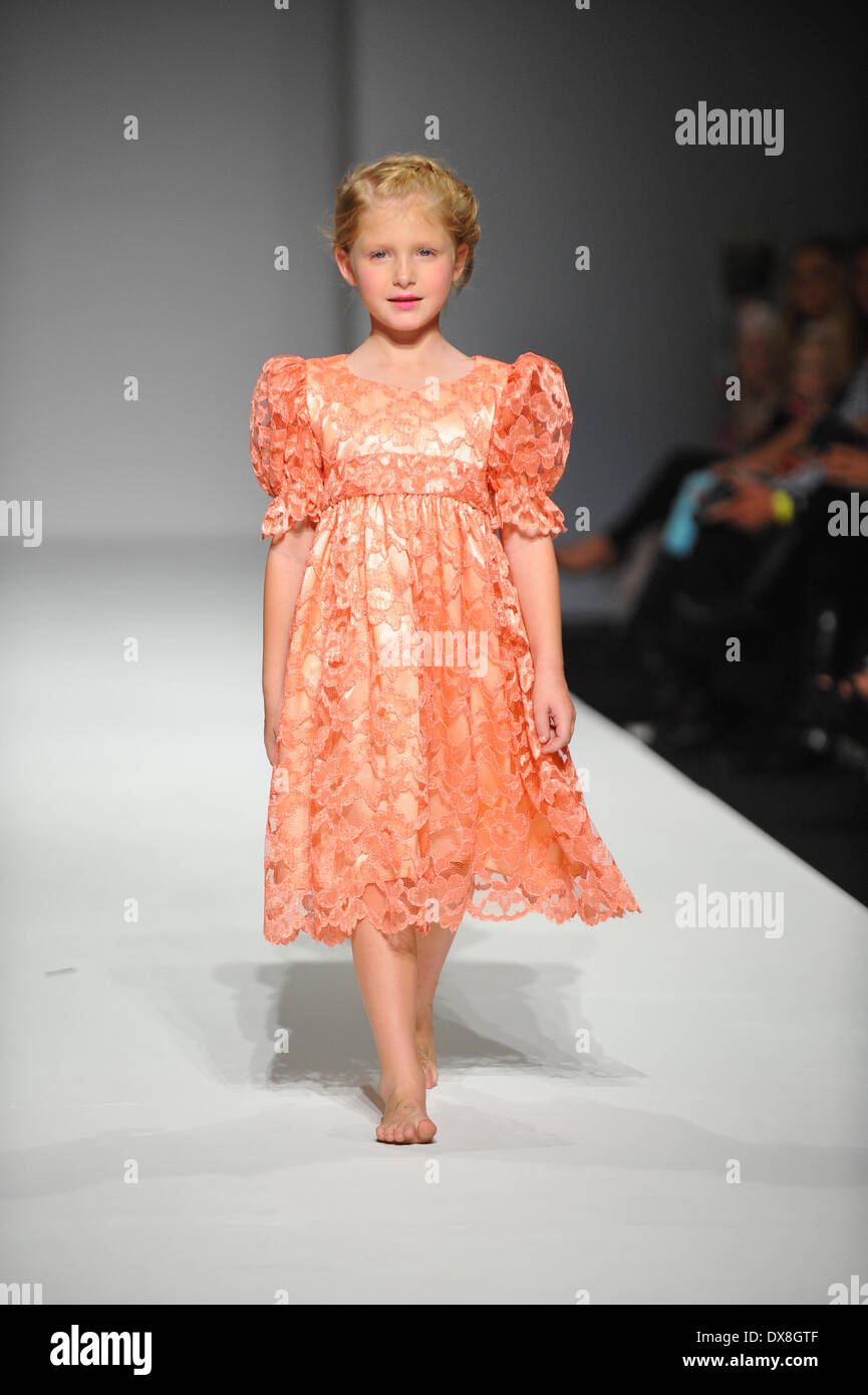 LOS ANGELES, CA - MARCH 10: A child model walks runway at Nancy Vuu ...