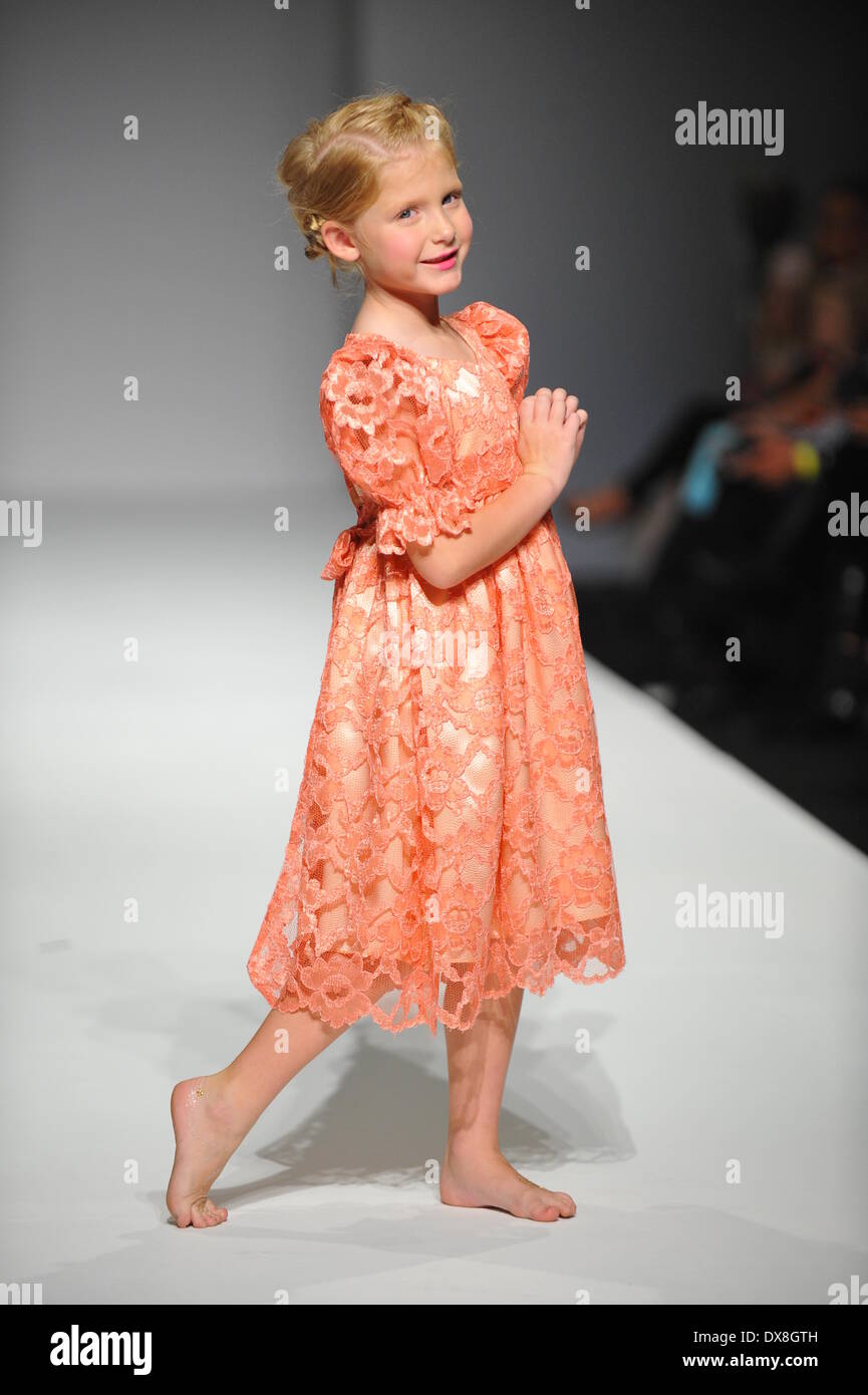 LOS ANGELES, CA - MARCH 10: A child model walks runway at Nancy Vuu ...