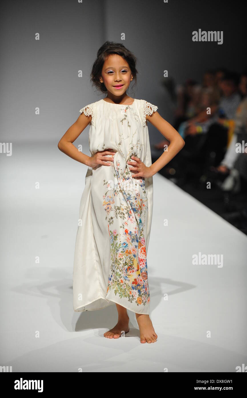 LOS ANGELES, CA - MARCH 10: A child model walks runway at Nancy Vuu ...