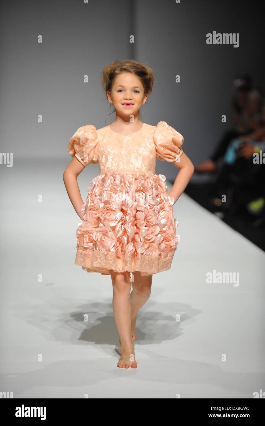 LOS ANGELES, CA - MARCH 10: A child model walks runway at Nancy Vuu ...