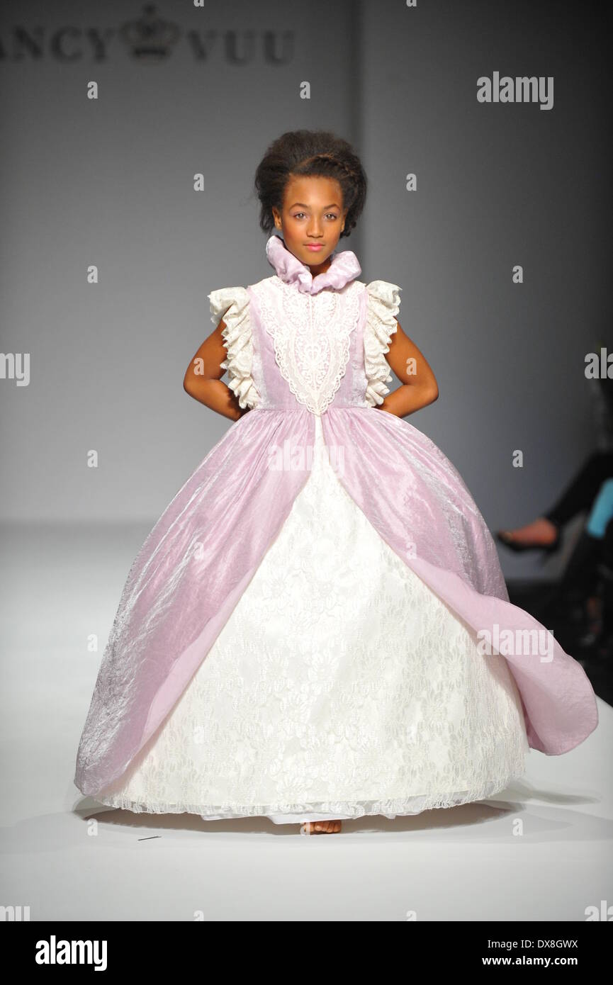 LOS ANGELES, CA - MARCH 10: A child model walks runway at Nancy Vuu ...