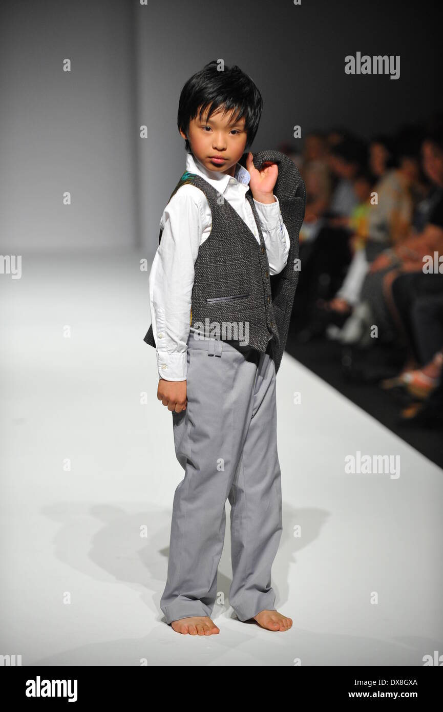 LOS ANGELES, CA - MARCH 10: A child model walks runway at Nancy Vuu ...