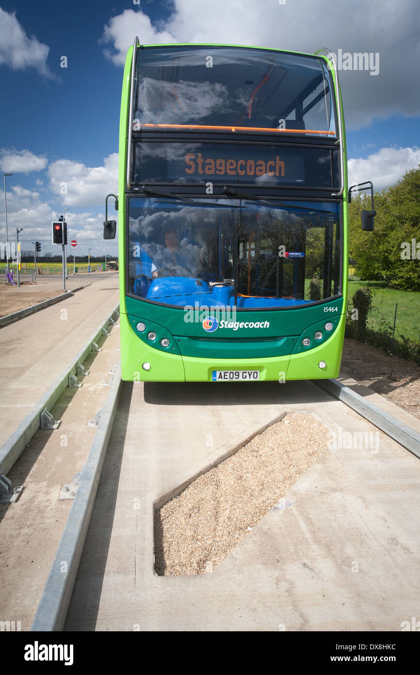 Cambridgeshire guided Busway Stock Photo - Alamy