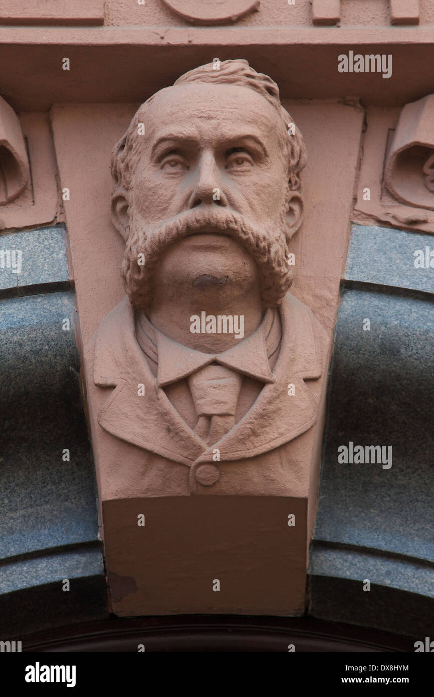 Victorian chemist hi-res stock photography and images - Alamy