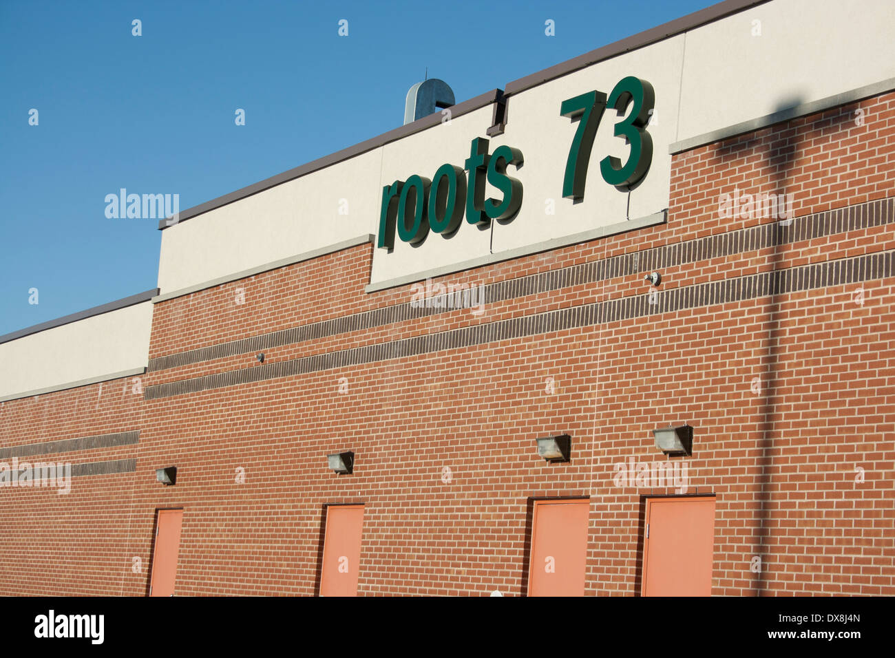 Roots sign hi-res stock photography and images - Alamy