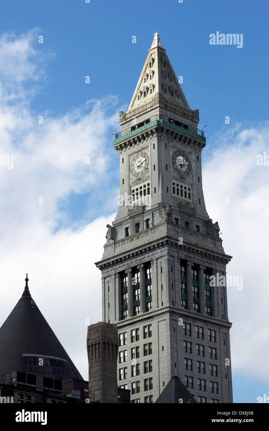 The clock tower of the Custom House, downtown Boston, Massachusetts ...