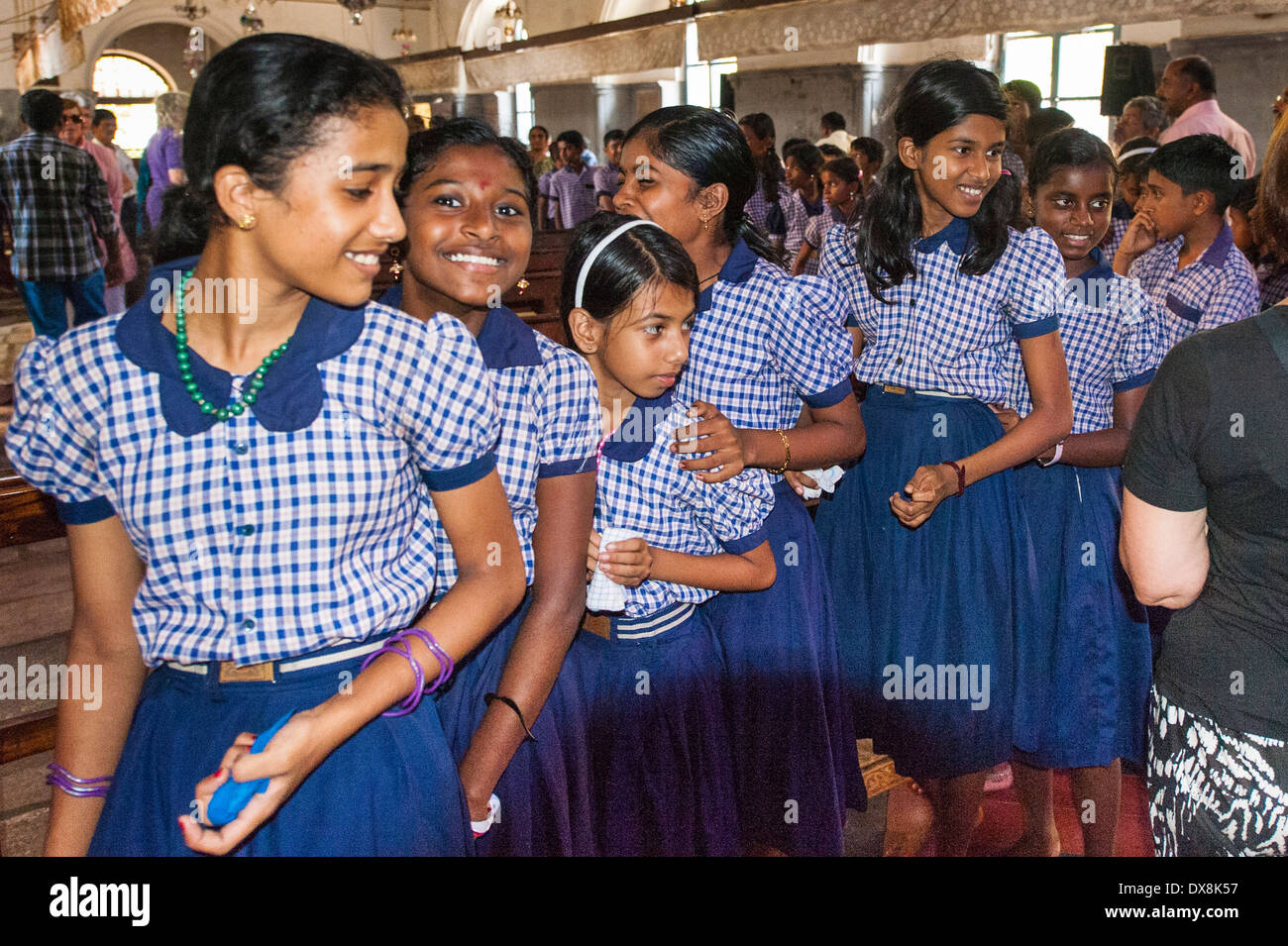 Schoolchildren kerala hi-res stock photography and images - Alamy