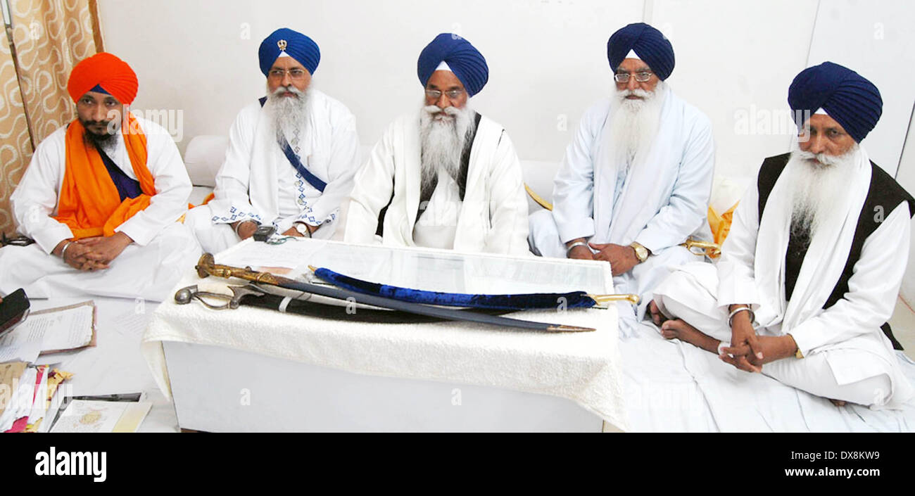 Akal takht amritsar hi-res stock photography and images - Alamy