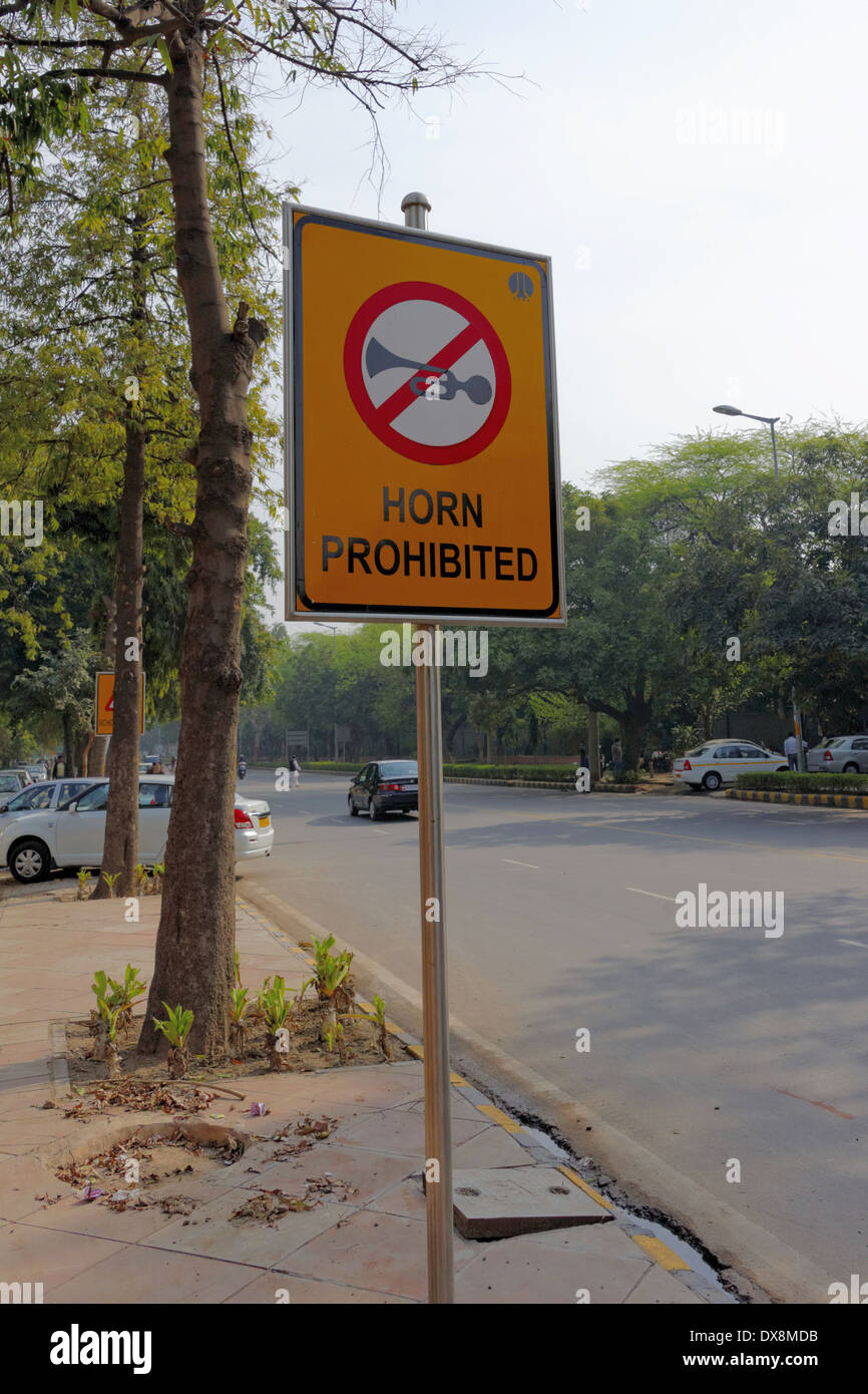 Horn prohibited: a traffic sign on a street of New Delhi, India Stock ...
