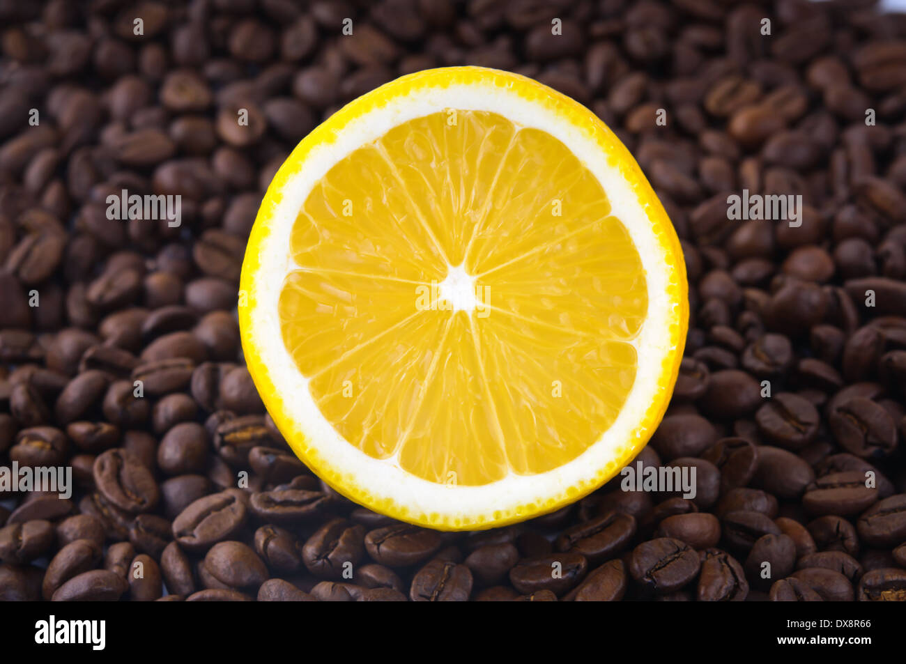 Yellow coffee beans hi-res stock photography and images - Alamy
