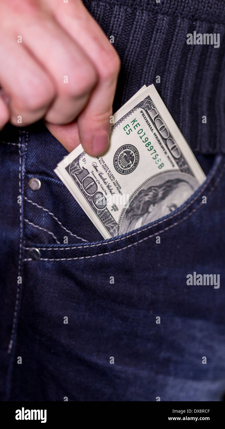 Money and hand hi-res stock photography and images - Alamy