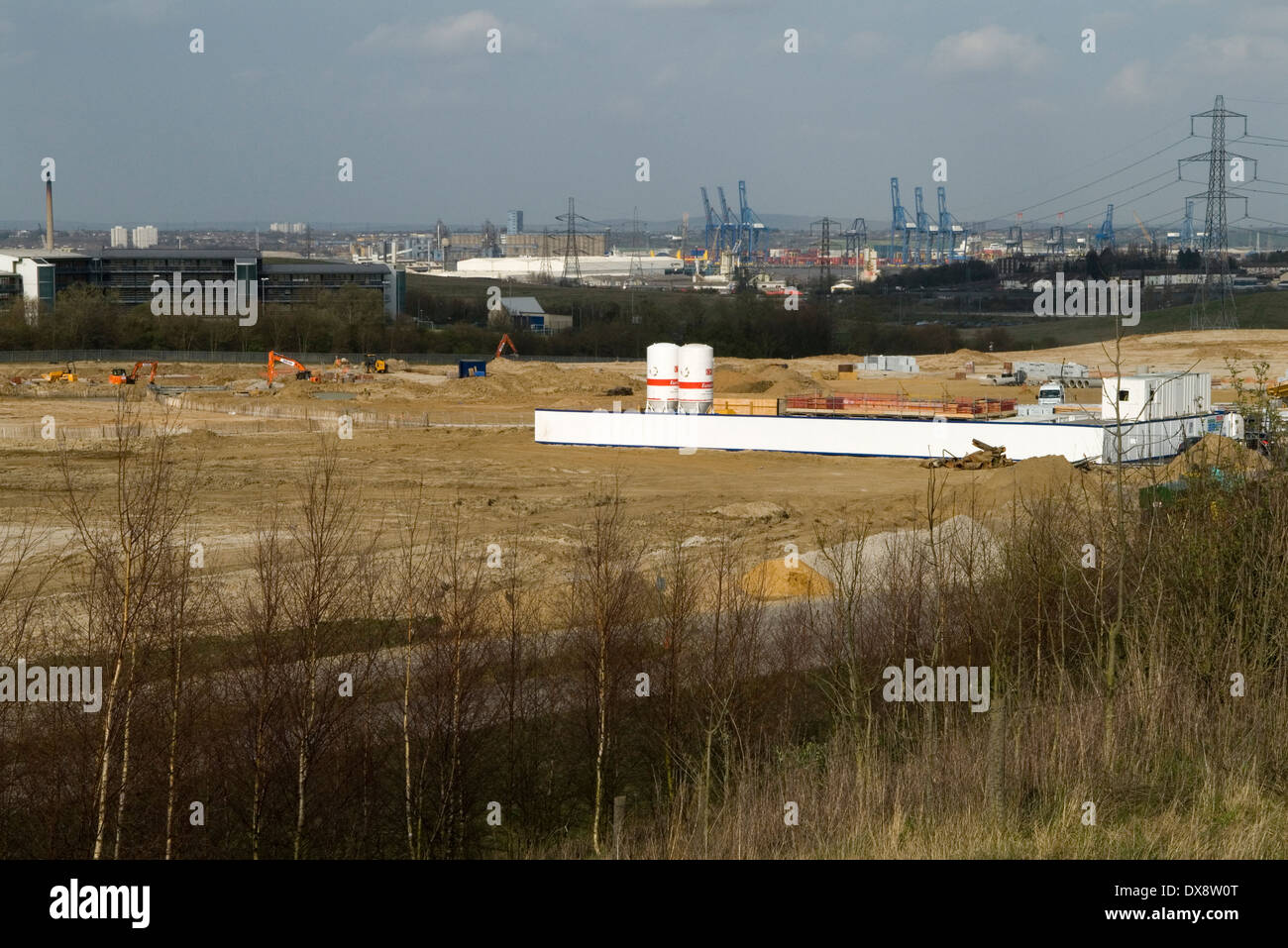 Ebbsfleet valley kent uk ebbsfleet hi-res stock photography and images ...