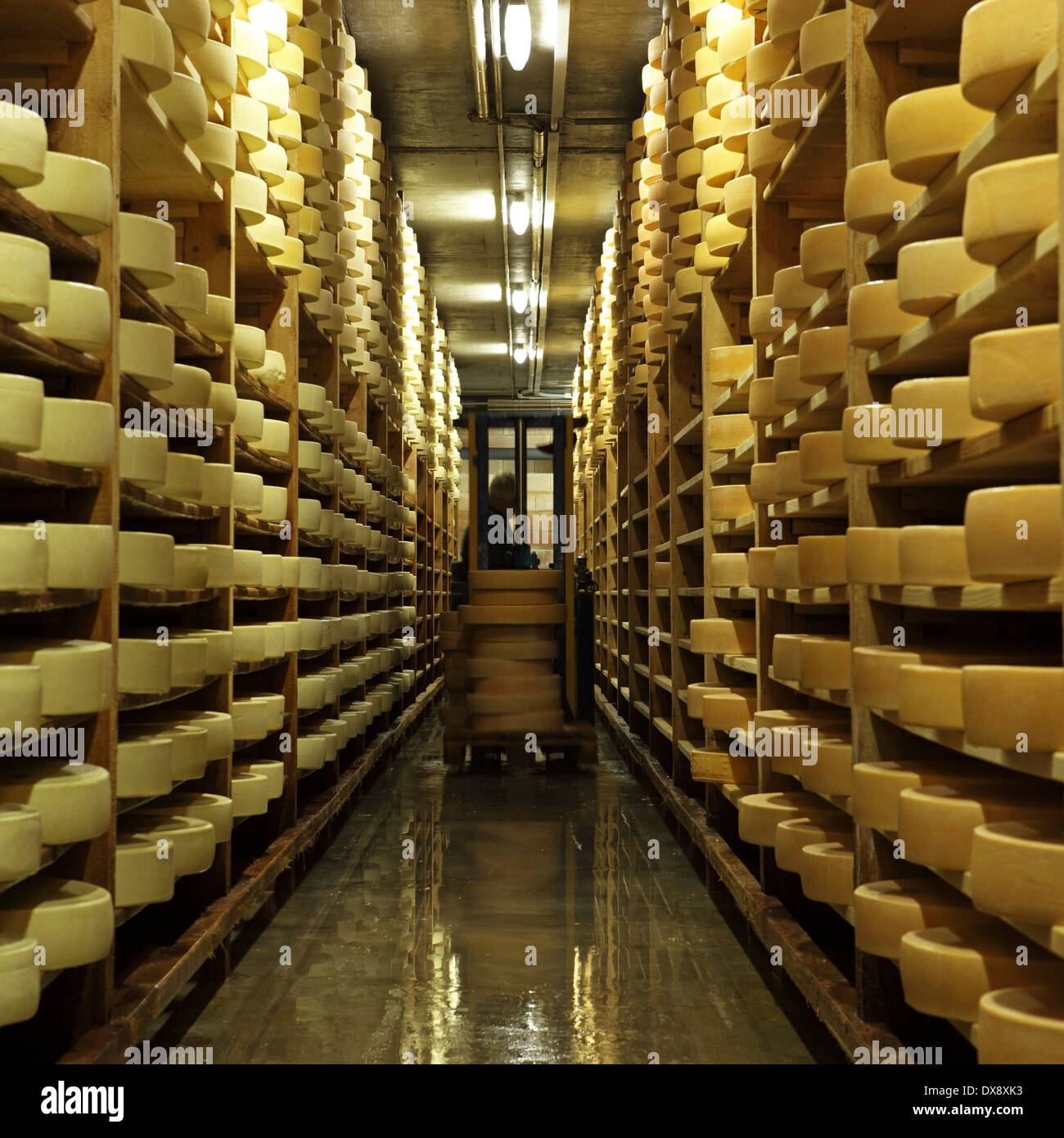 Etivaz cheese hi-res stock photography and images - Alamy
