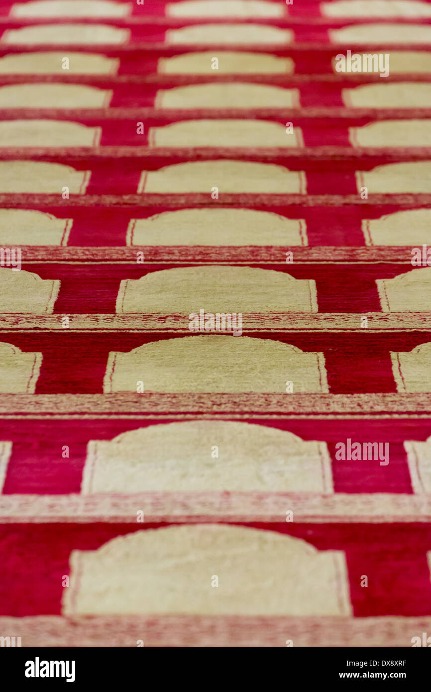 Islam carpet hi-res stock photography and images - Alamy